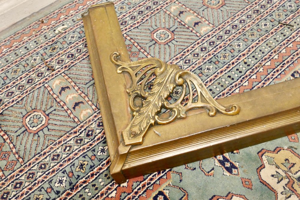 Large Art Nouveau Victorian Brass Fender, 1880 for sale at Pamono