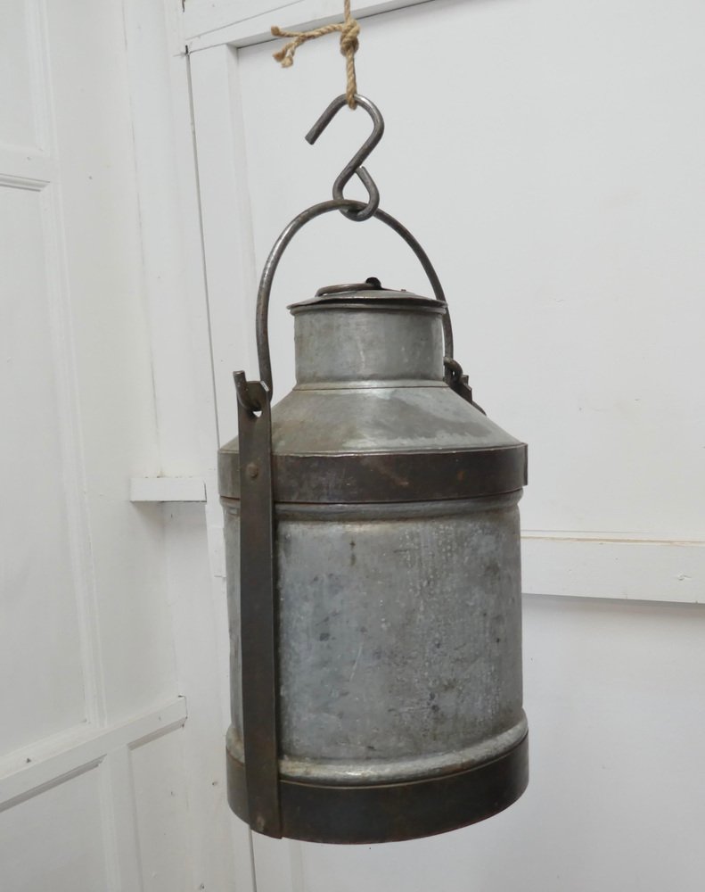 Bidone da latte grande in metallo galvanizzato con reggette in ferro ...