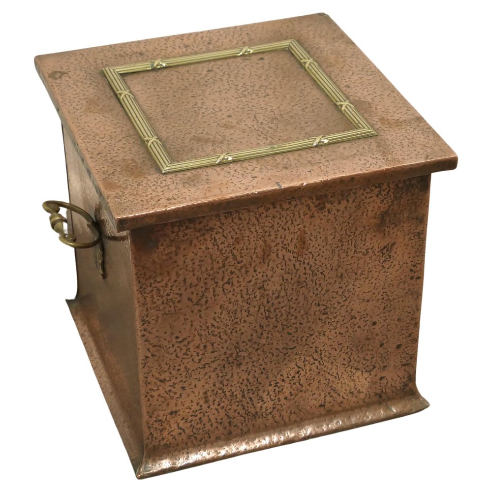 Hand Beaten Arts and Crafts Copper Coal Box, 1880 for sale at Pamono
