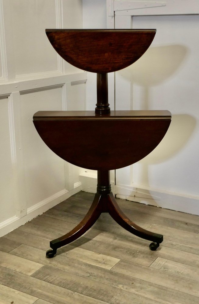 Victorian Walnut Gueridon Cake Stand, 1890s for sale at Pamono