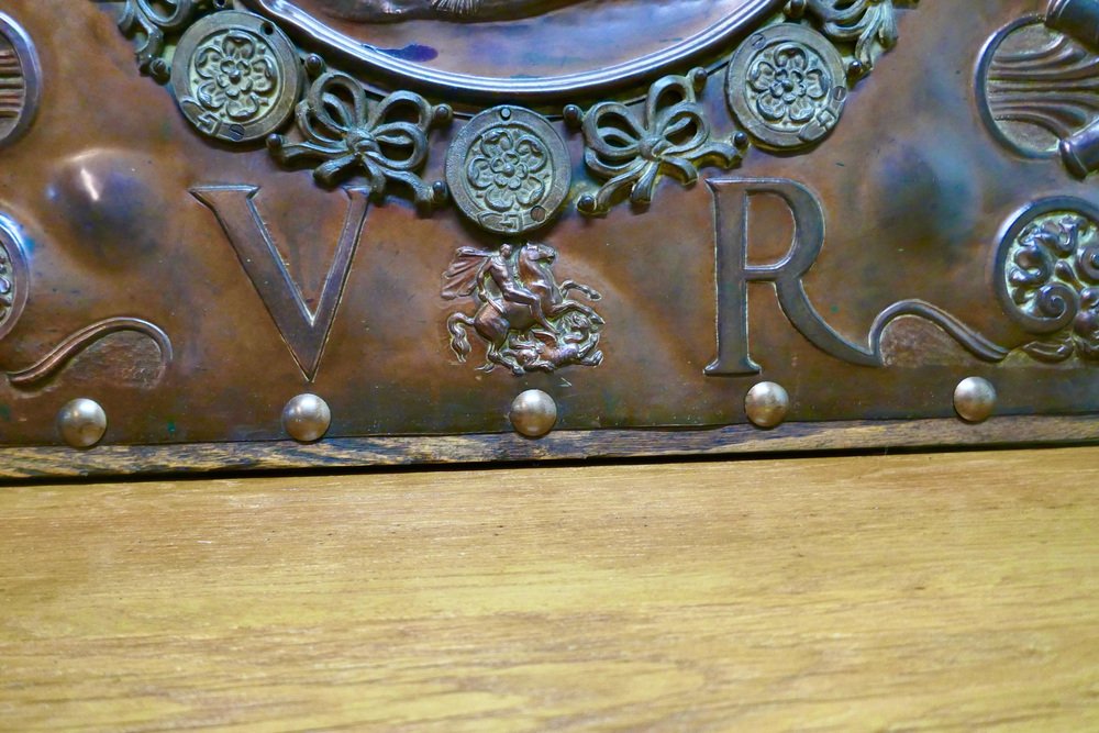 Large Victorian Queens Head Copper Wall Plaque, 1890 for sale at Pamono