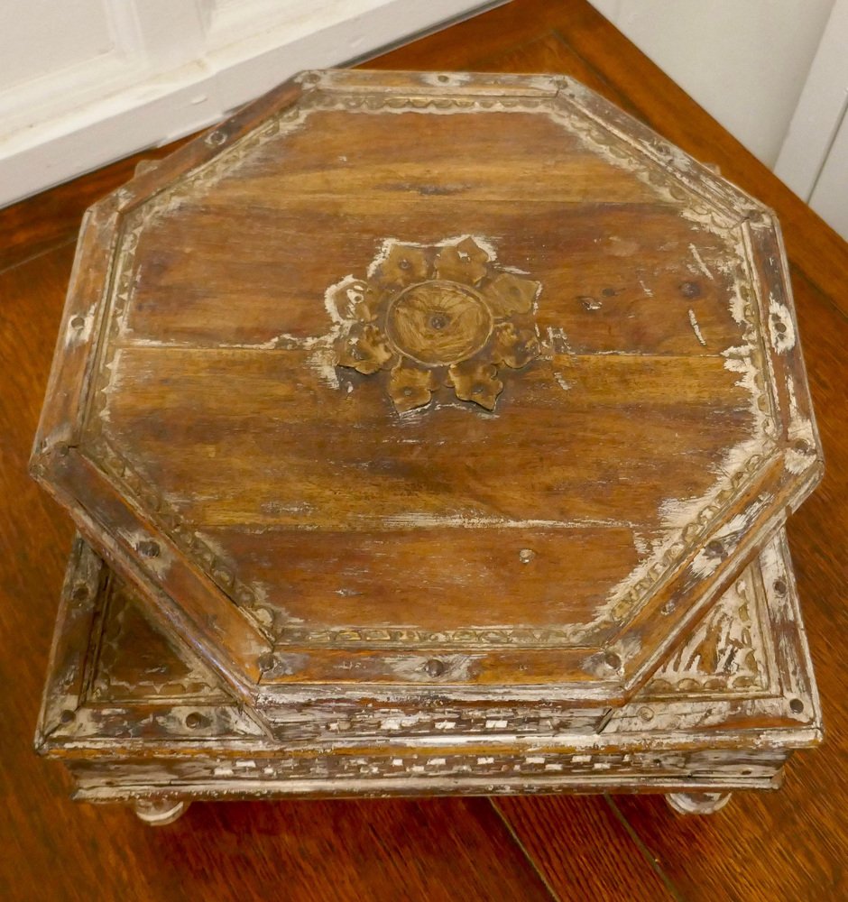 Double Height Carved Indian Box, 1910 for sale at Pamono
