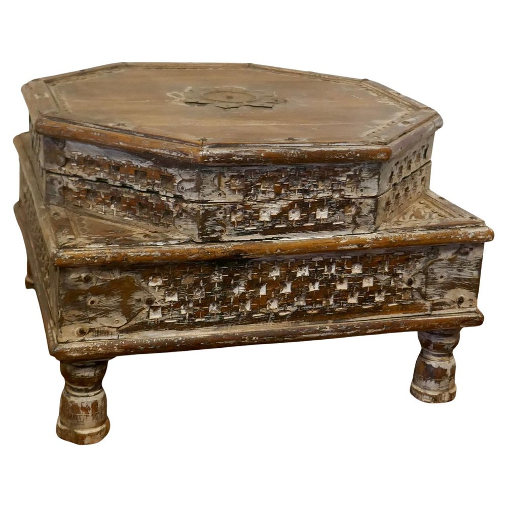 Double Height Carved Indian Box, 1910 for sale at Pamono