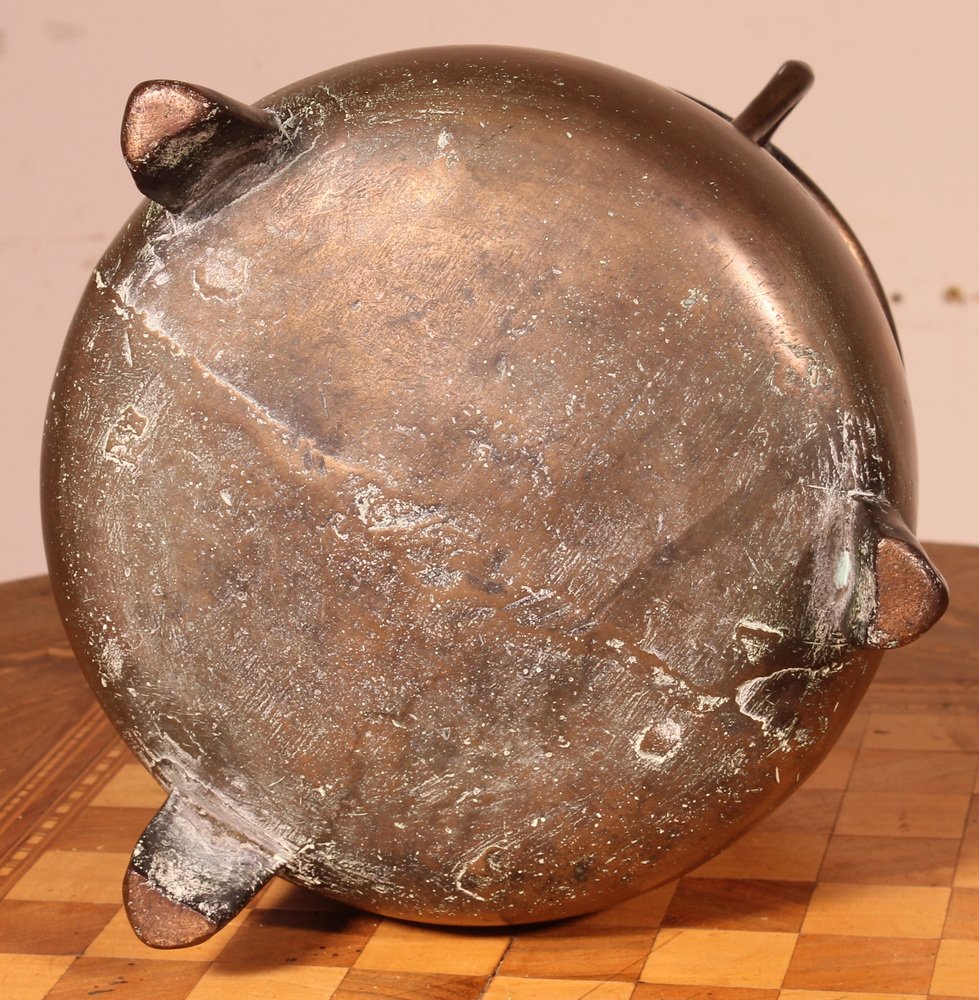 Bronze Pot, 16th Century for sale at Pamono