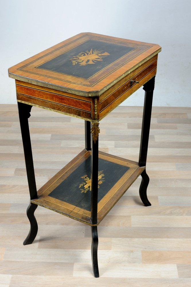 French Napoleon III Table for sale at Pamono