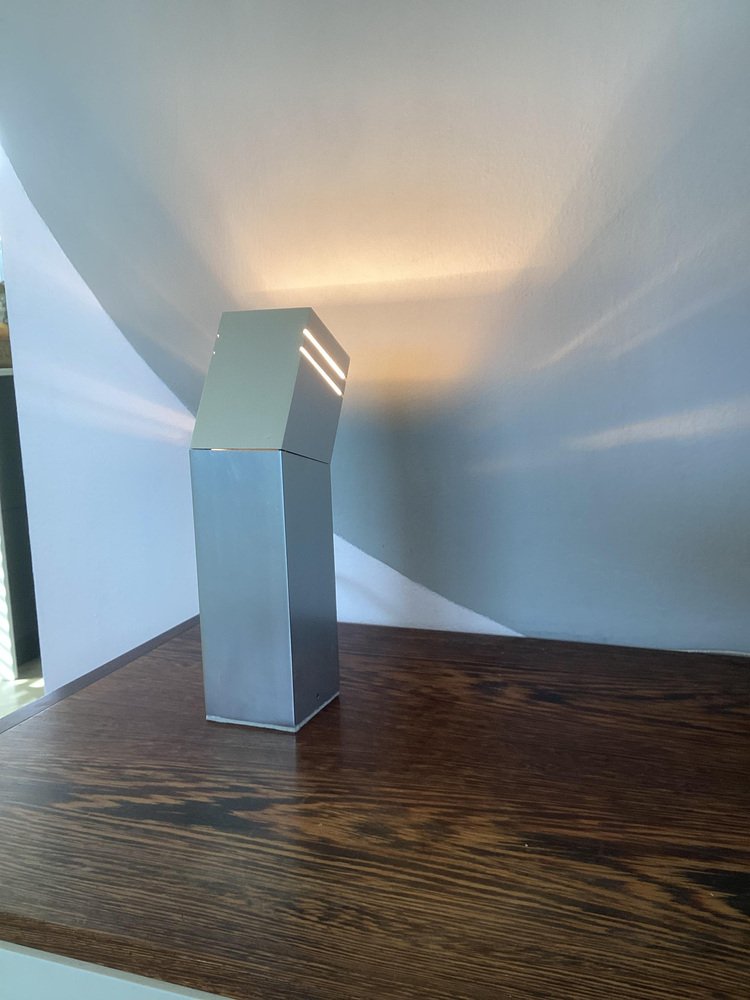 Architecture Model 2047 Glow Worm Table Lamp by Raak Amsterdam, 1970 ...