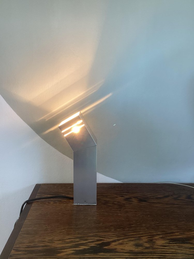 Architecture Model 2047 Glow Worm Table Lamp by Raak Amsterdam, 1970 ...