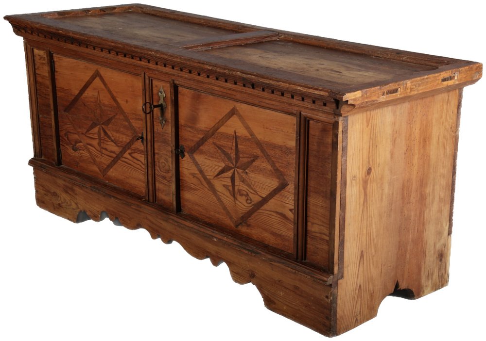 Large Antique Baroque Chest, 1700 for sale at Pamono