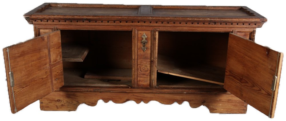 Large Antique Baroque Chest, 1700 for sale at Pamono