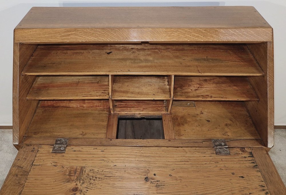 Small Oak Slope Desk for sale at Pamono