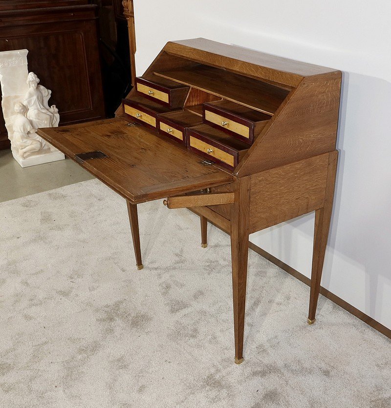 Small Oak Slope Desk for sale at Pamono