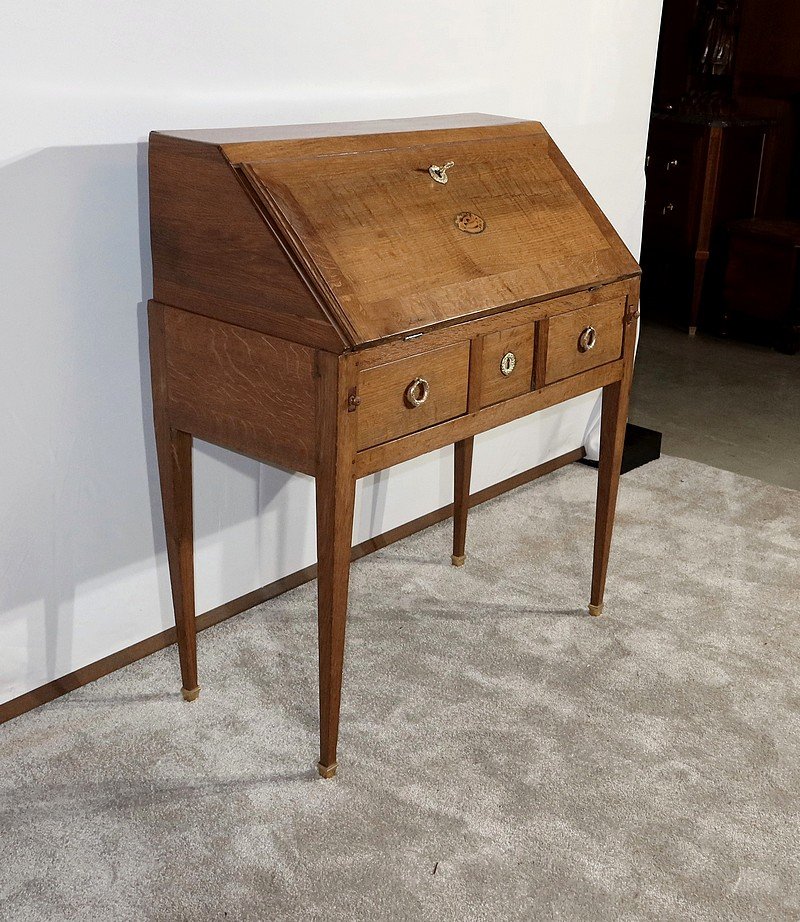 Small Oak Slope Desk for sale at Pamono