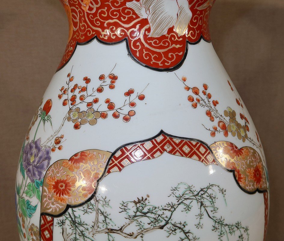 Large Japanese Porcelain Vase for sale at Pamono