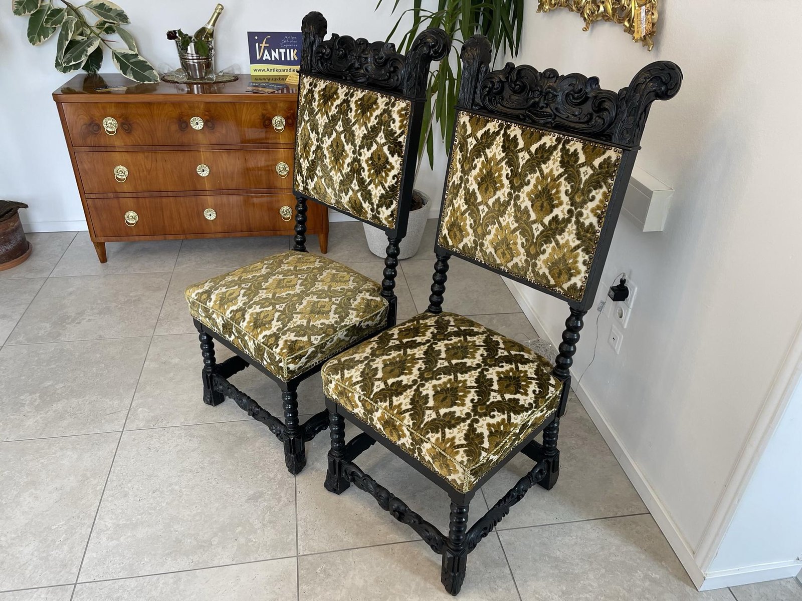 Knights Side Chairs, Set of 2 for sale at Pamono