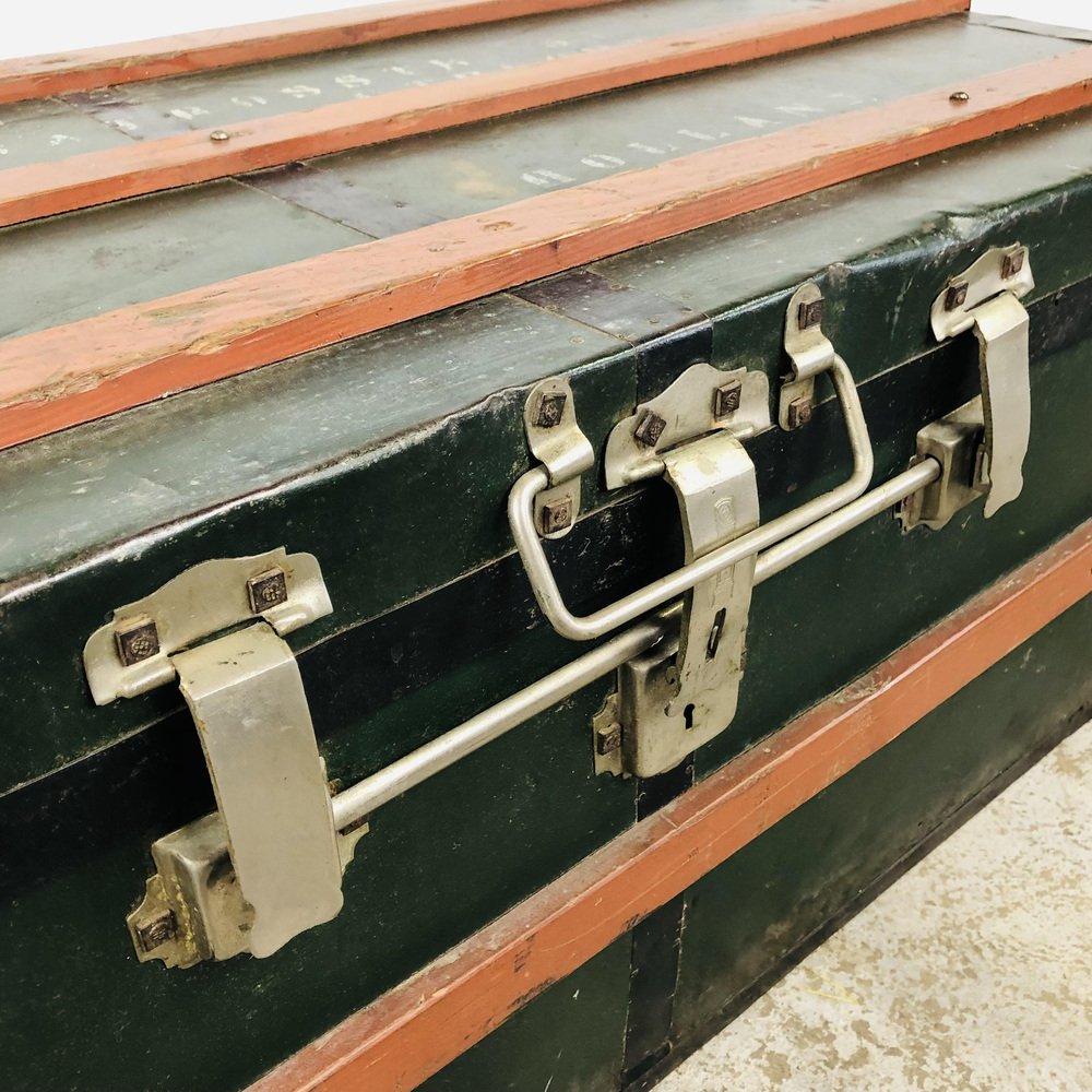 Authentic Cabin Transport Trunk for sale at Pamono