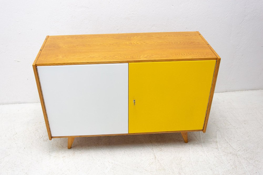 Mid-Century Czech U-450 Sideboard by Jiří Jiroutek, 1960s for sale at ...