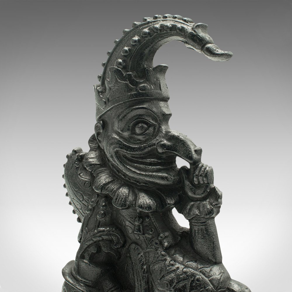 English Cast Iron Mr Punch Doorstop, 1880s for sale at Pamono
