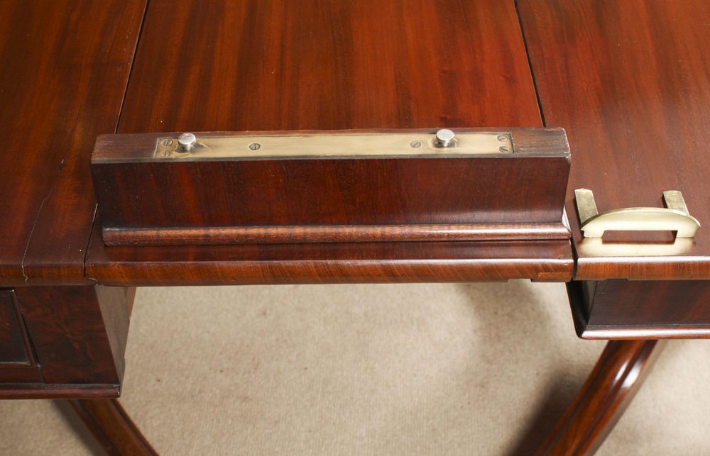 19th Century Regency Metamorphic 3-Pillar Dining Table for sale at Pamono