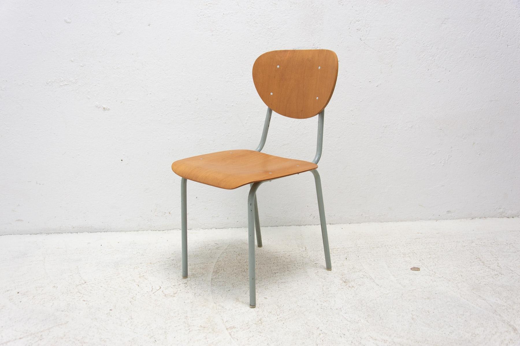 Vintage School Chairs, Former Czechoslovakia, 1970s, Set of 5 for sale ...