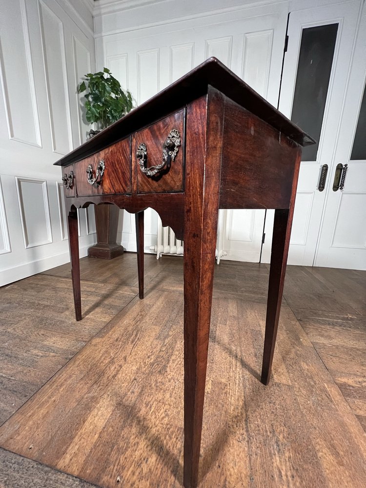 Georgian Side Table in Veneer for sale at Pamono