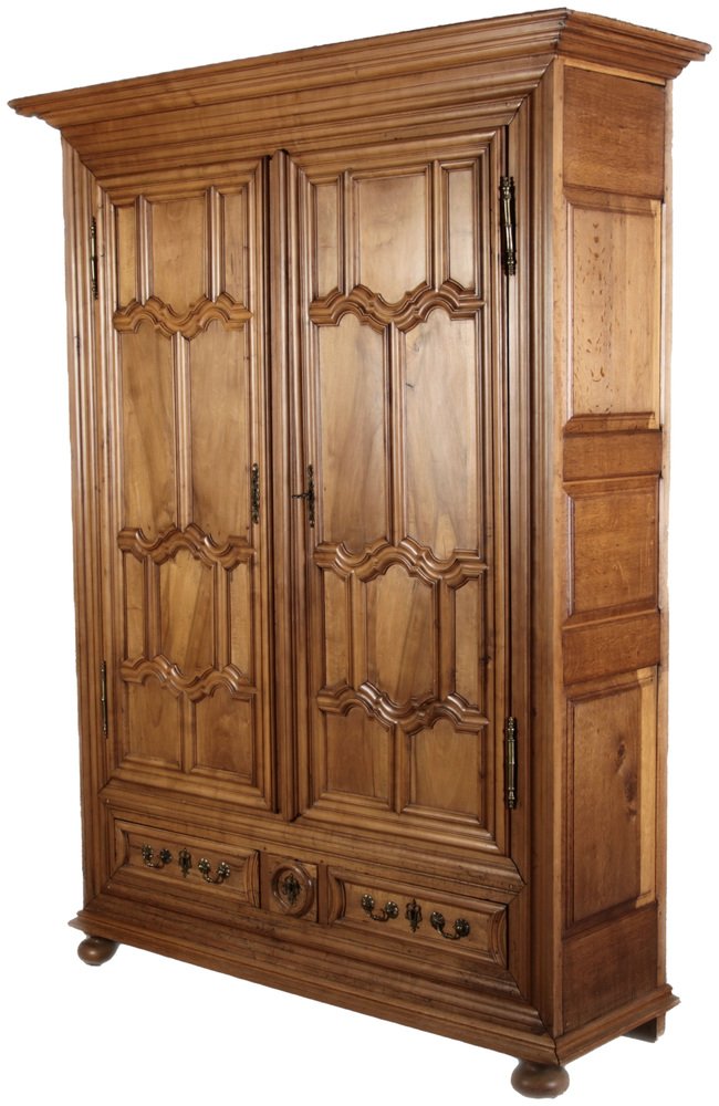 Antique Lotringer Cabinet, 1730 for sale at Pamono