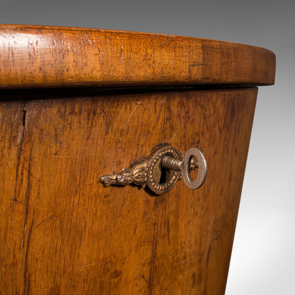 Victorian French Provençal Grain Hopper Linen Basket for sale at Pamono