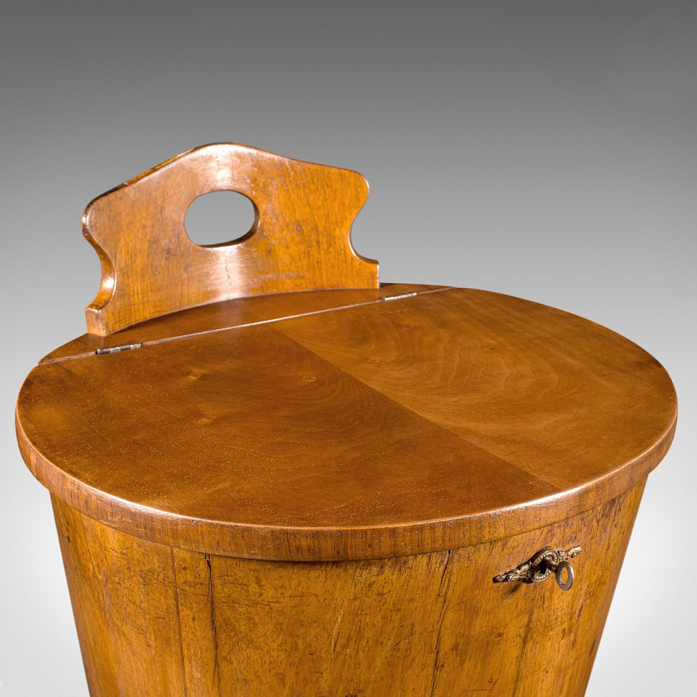 Victorian French Provençal Grain Hopper Linen Basket for sale at Pamono