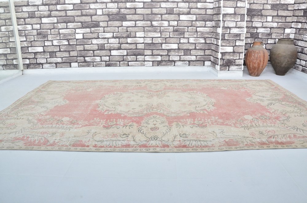 Vintage Modern Faded Rug for sale at Pamono