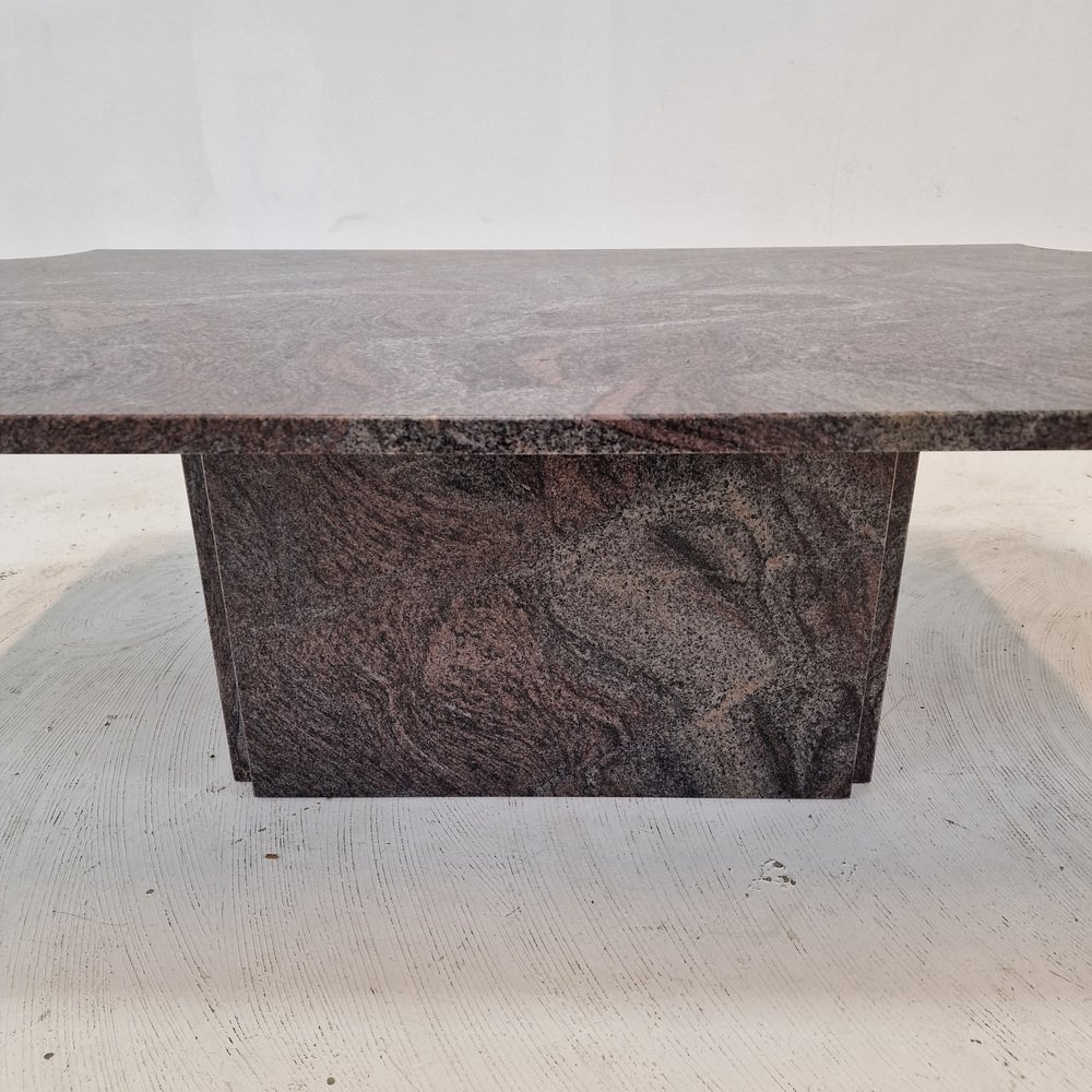 Table Basse ou d'Appoint en Granit, Italie, 1980s en vente sur Pamono
