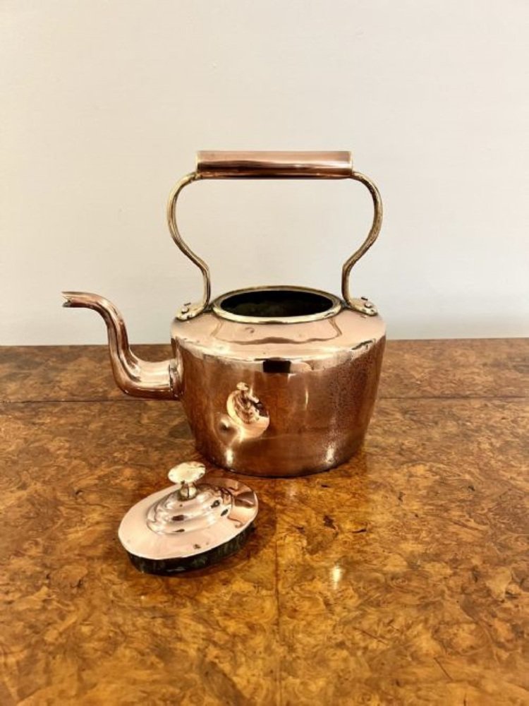 Small Antique George III Copper Kettle, 1800s for sale at Pamono