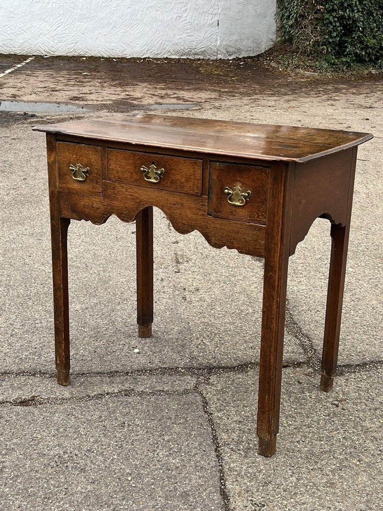 Georgian Oak Lowboy with Brass Handles for sale at Pamono