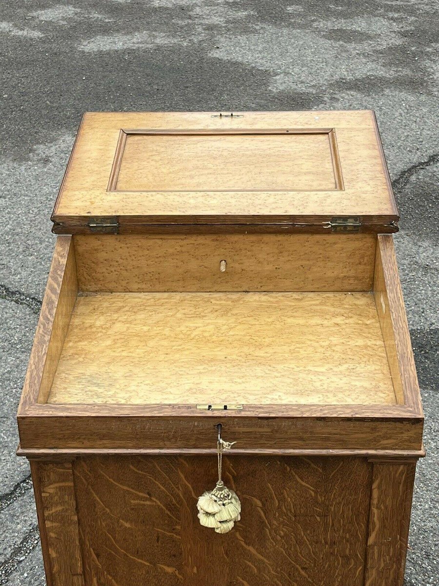 Victorian Lamb of Manchester Gillows Light Oak Davenport Desk for sale ...