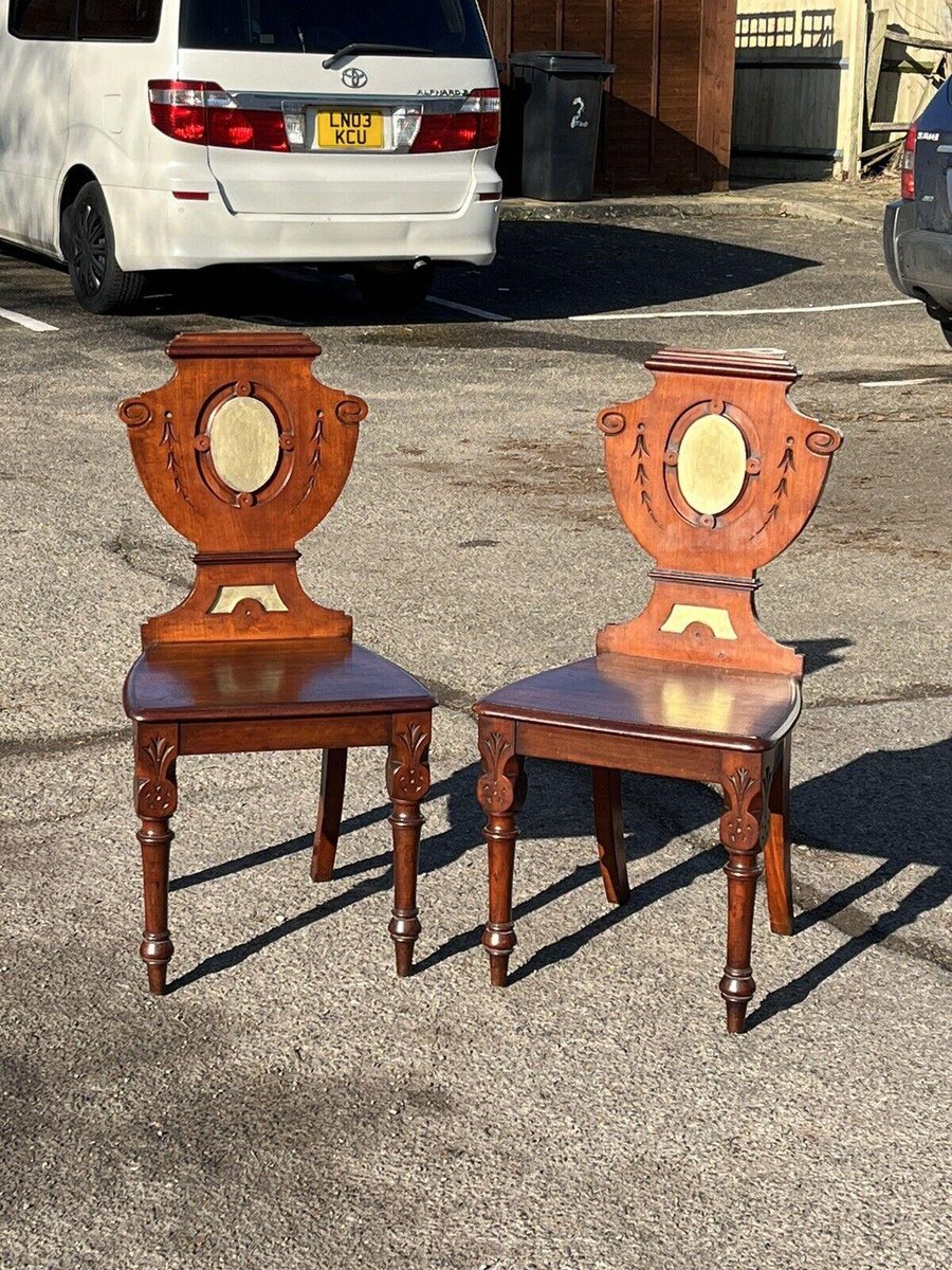 Set of Victorian Shield Back Hall Chairs in Mahogany for sale at Pamono