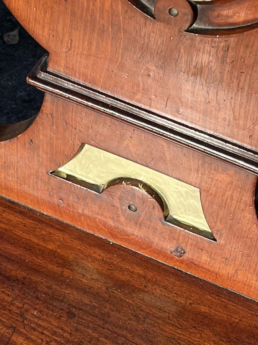 Set of Victorian Shield Back Hall Chairs in Mahogany for sale at Pamono