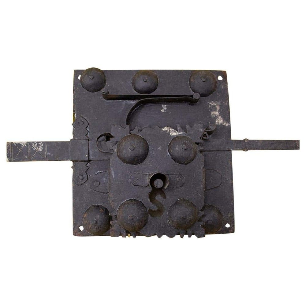 18th Century Lock in Sheet Steel, 1700s for sale at Pamono