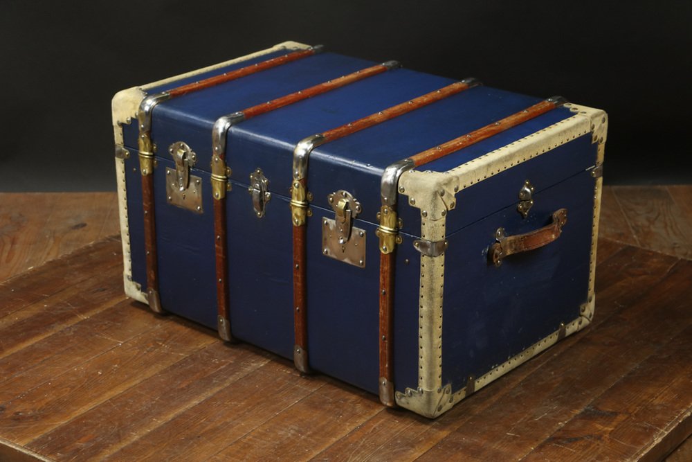 Blue Curved Mail Trunk for sale at Pamono