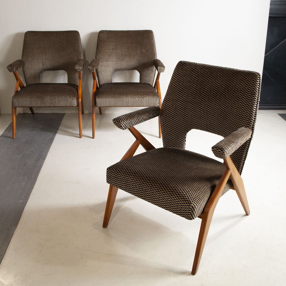 Sessel mit Holzgestell & Samtbezug von Antonio Gorgone, 1950er, 3er Set ...