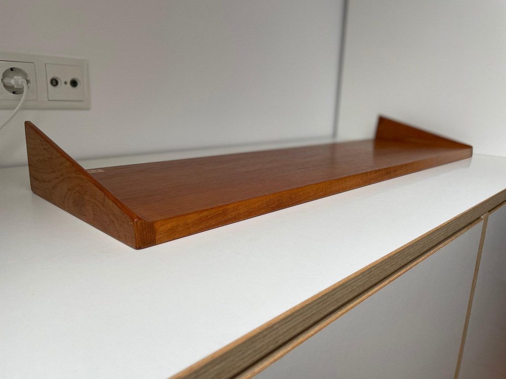 Mid-Century Danish Floating String Shelf, 1970s for sale at Pamono