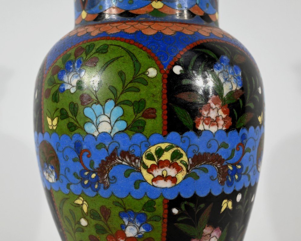 Antique Gold and Emaux Bronze Vase for sale at Pamono