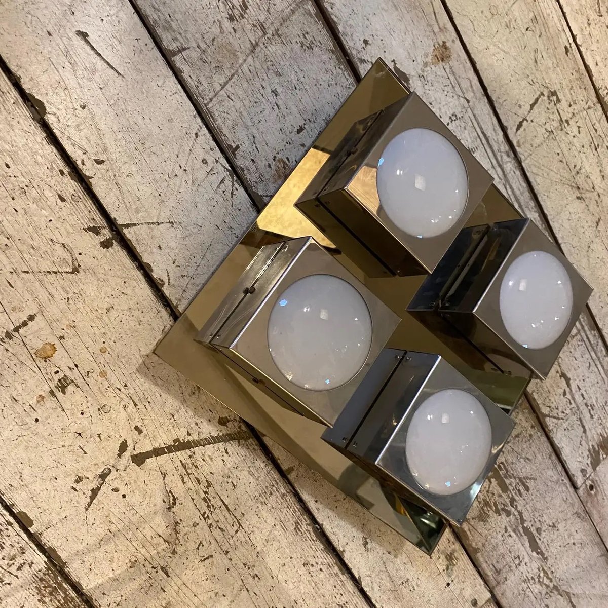 Italian Space Age Square Chromed Metal and Glass Wall Sconce from Veca, 1970s for sale at Pamono