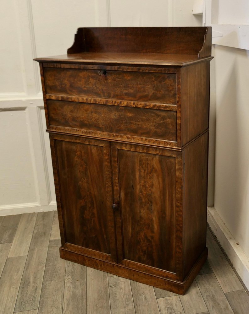 Figured Walnut Hotel Restaurant Reception Hostess Greeting Station ...