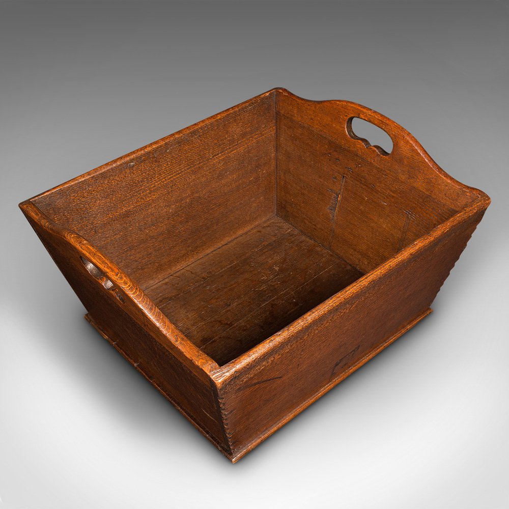 Antique English Georgian Cheese Carrying Box, 1800s for sale at Pamono