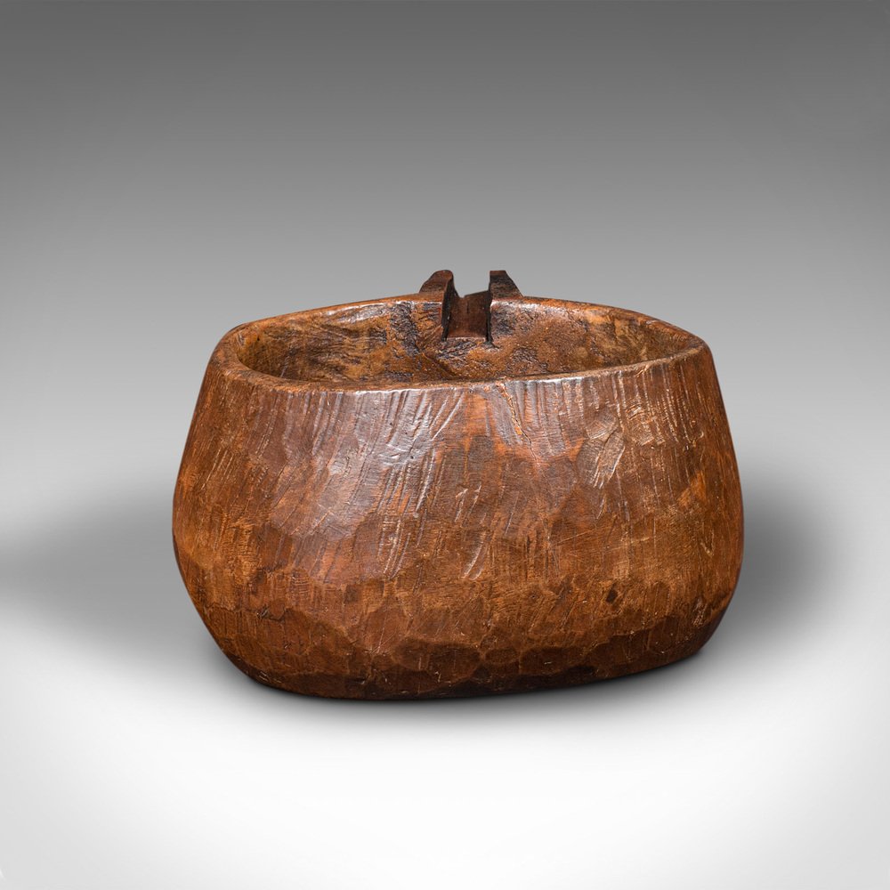 Antique Hand-Carved Pouring Dish in Hardwood, 1850 for sale at Pamono