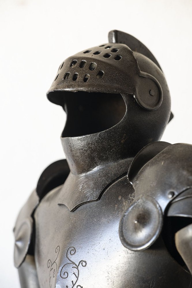 Vintage Metal Knight, 1960s for sale at Pamono
