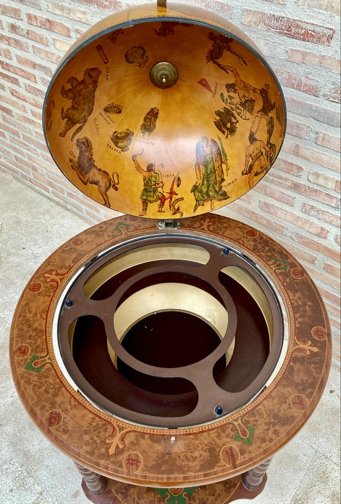 Vintage Italian World Globe Dry Bar, 1960s for sale at Pamono