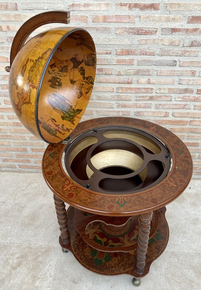 Vintage Italian World Globe Dry Bar, 1960s for sale at Pamono