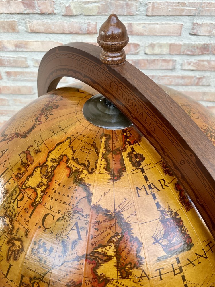 Vintage Italian World Globe Dry Bar, 1960s for sale at Pamono