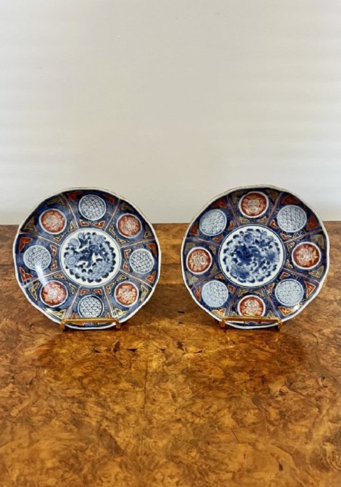 Japanese Imari Plates, 1900s, Set of 2 for sale at Pamono