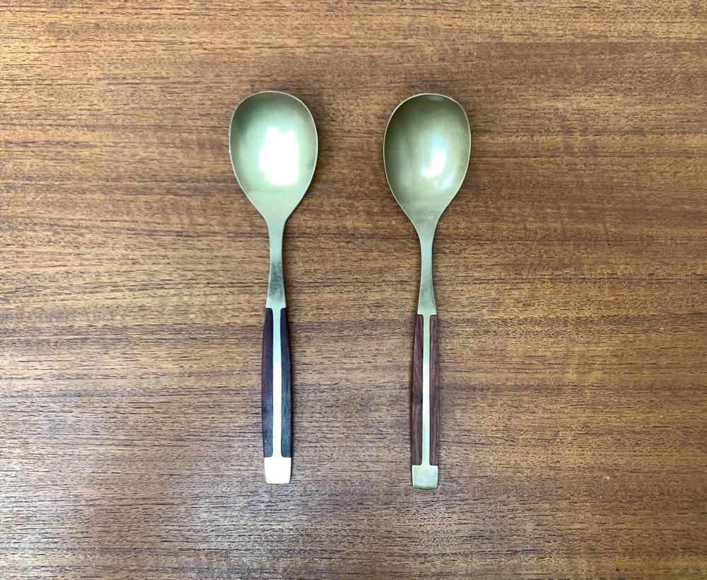Mid-Century Brass and Teak Spoons, 1960s, Set of 2 for sale at Pamono
