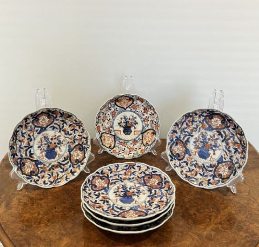 Japanese Imari Plates, 1900s, Set of 6 for sale at Pamono